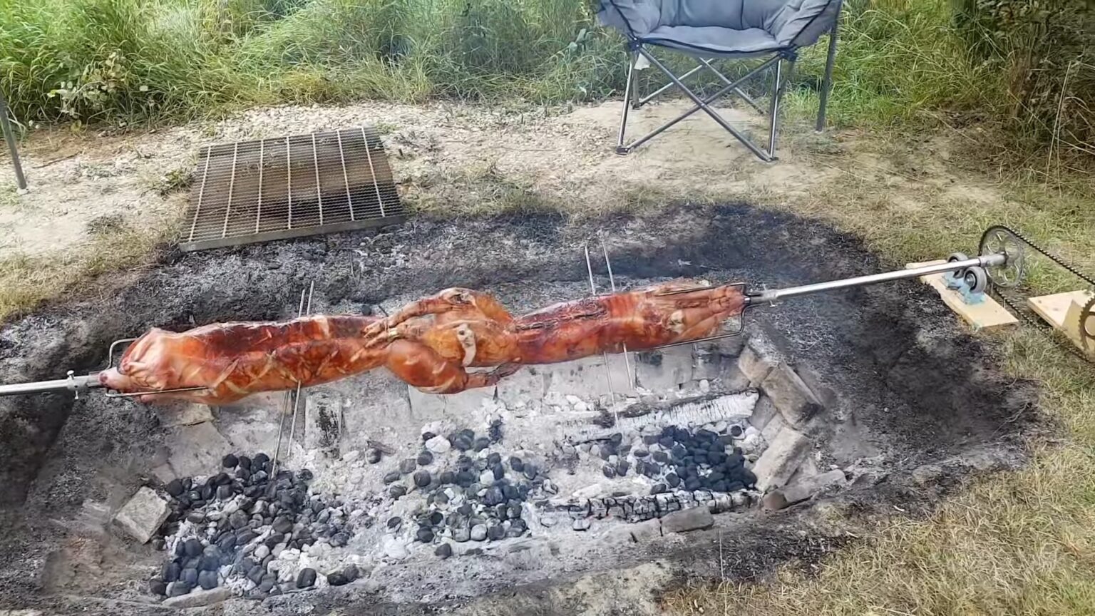 Rotisserie Pig Roast - How to Cook a Full Sized Pig